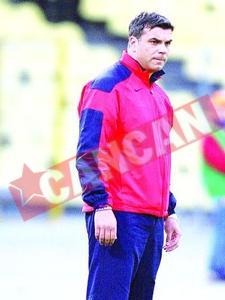 Olaroiu, in semifinalele Cupei Golfului