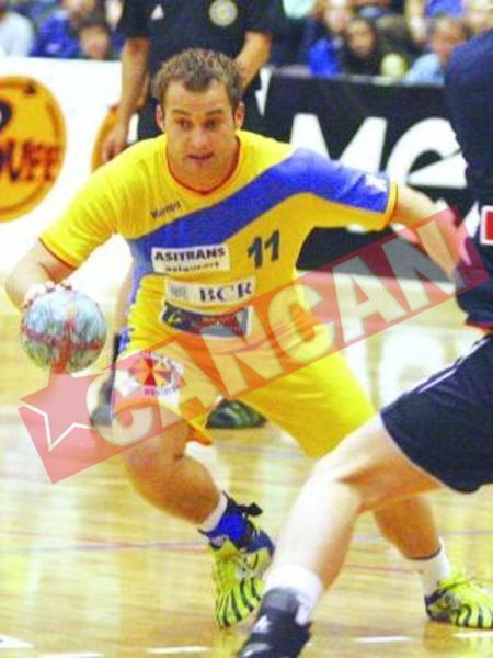 Mache, fratele de ieri, dusmanul de azi