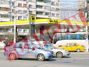 Brusli si Cichicean, batuti cu lopata intr-o benzinarie din Bucuresti