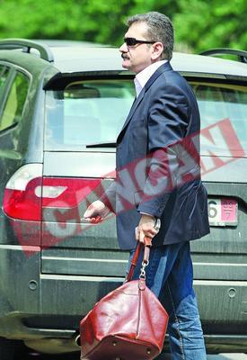 Cum au reactionat Radu Cosarca si amanta dupa ce s-au vazut fotografiati