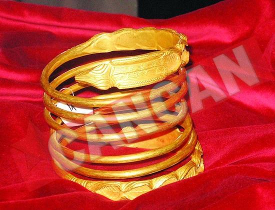 Bratarile dacice, pazite precum Traian Basescu