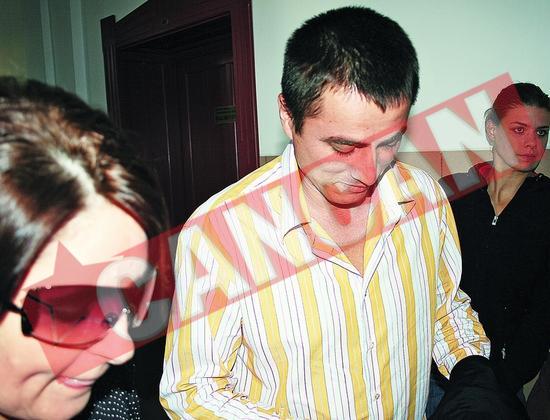 Cioaca s-a plans instantei ca a fost parasit de Elodia