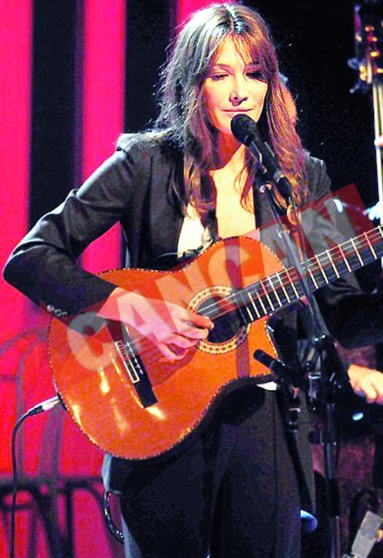 Carla a cantat in direct la BBC