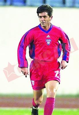 Ce a facut Lacatus cu banii castigati la Fiorentina?
