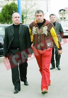 Mititelu ii vinde actiuni fostului sau dusman