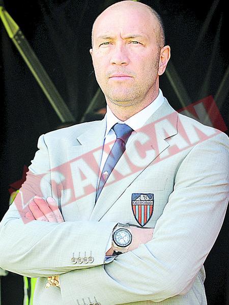 Zenga si-a prelungit contractul cu Catania