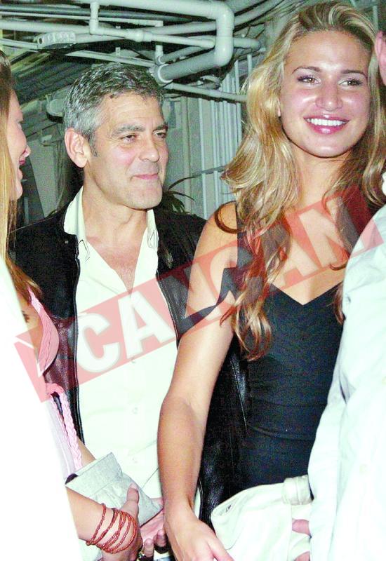 Clooney si-a scos chelnerita in lume