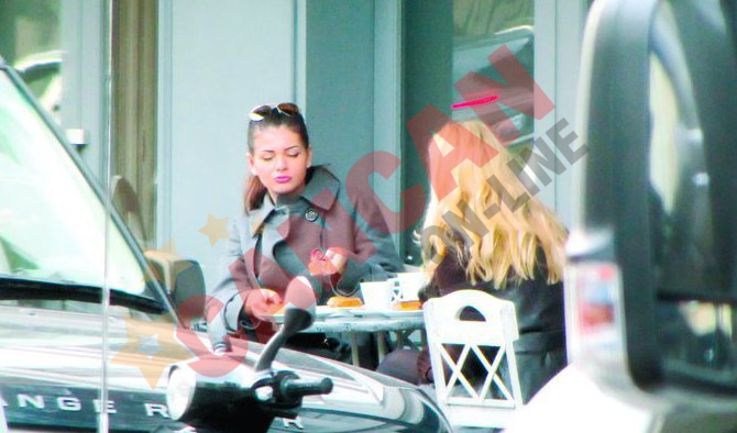 A pierdut timpul prin magazine de lux