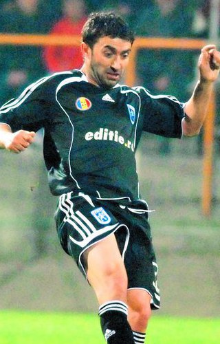 Lutu a petrecut Valentine's Day cu un barbat!