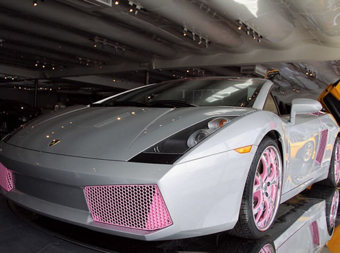 De vanzare Lamborghini roz