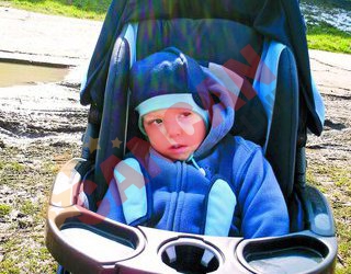 Oferiti-i o copilarie frumoasa lui Cosmin!