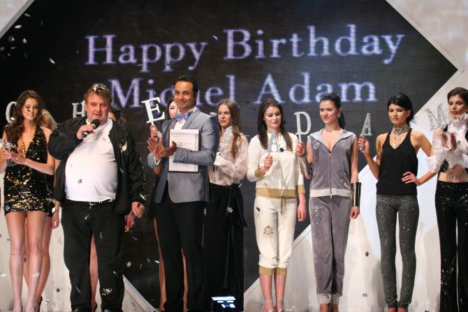 Michel Adam si-a sarbatorit ziua de nastere la Bucharest Fashion Week!