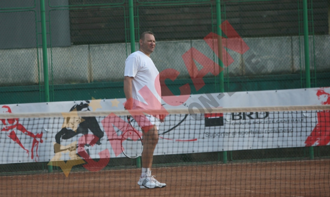 Catarama s-a refugiat in sport