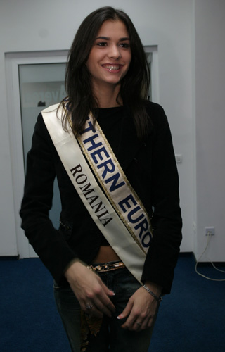 O fosta Miss World Romania s-a maritat cu un jucator de liga a IV-a