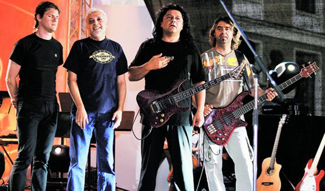 Trupa Compact s-a inregistrat la OSIM