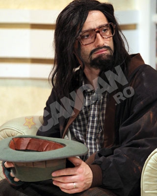 Calin Goia de la Voltaj si-a lasat parul lung! VEZI cum arata