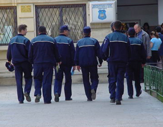 Politistii trebuie sa dea examen pentru a-si pastra locul de munca!