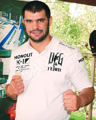 Daniel Ghita este alaturi de campionul nostru: "Bafta, Luciane!"