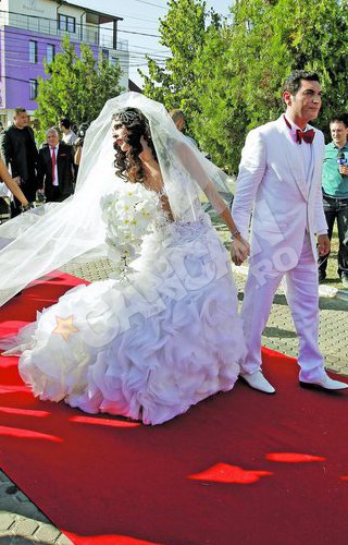 Extravagantele lui Borcea la nunta: a cerut ca toti chelnerii sa fie ...