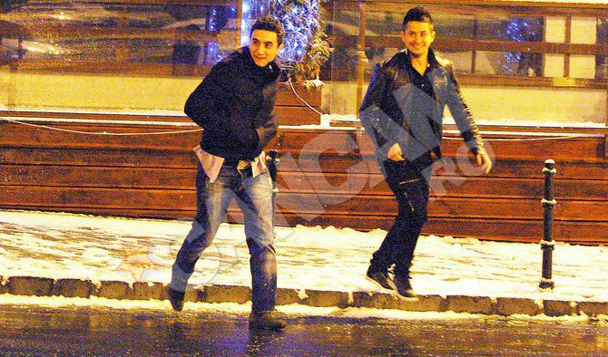 S-au impacat la munte! Lucian Becali se iubeste cu Roventa doar iarna ...