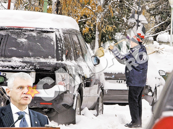 Bancherul-vrajitor. Nicolae Danila de la BNR a muncit ore in sir, dar a ...