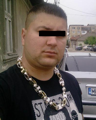 Nu o sa iti vina sa crezi ce are in plus acest cocalar! Nu este vorba ...