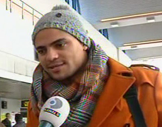 VIDEO Cantaretul Mohombi este "luat": "Imi plac femeile independente ...