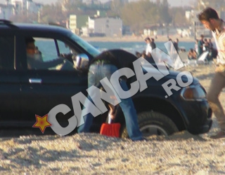 VIDEO Cocalarii au invadat litoralul! Smecherii astia doi au intrat cu ...