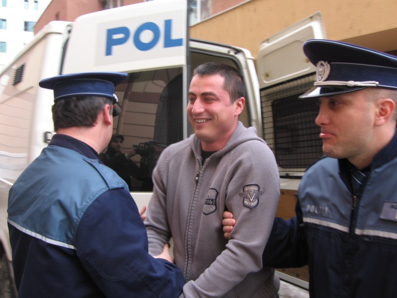 Crina Radu: "Cristian Cioacă se foloseşte de copil ca să influenţeze ...