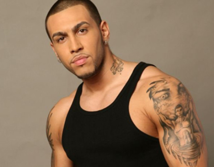 Alex Velea, aşa cum nu l-ai mai văzut până acum - flăcău maramureşean ...