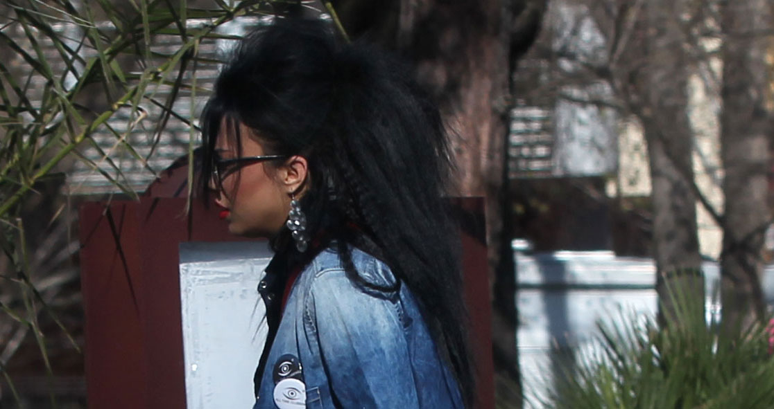 VIDEO DJ Wanda a trecut la vestimentatia de primavara! Vezi detaliul ...