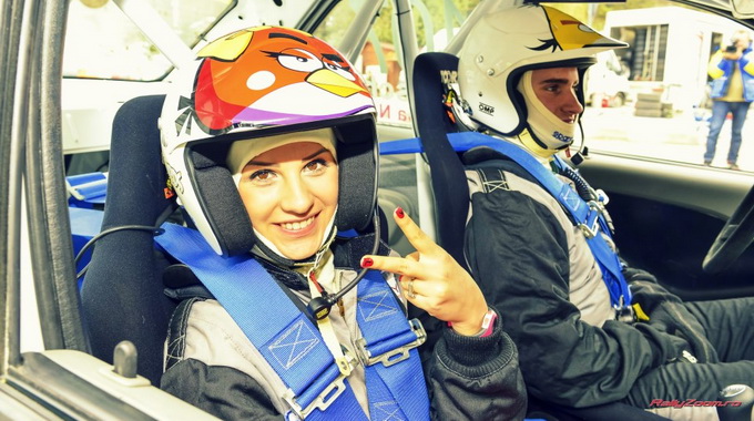 Imaginile care ii vor baga in boala pe toti soferii! Cum a ajuns sexy ...