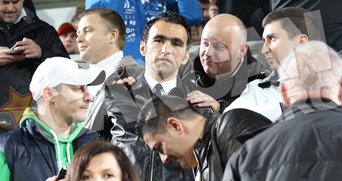 Ce nu ai vazut la Rapid-Steaua!Nikolic a mancat seminte si banane in ...