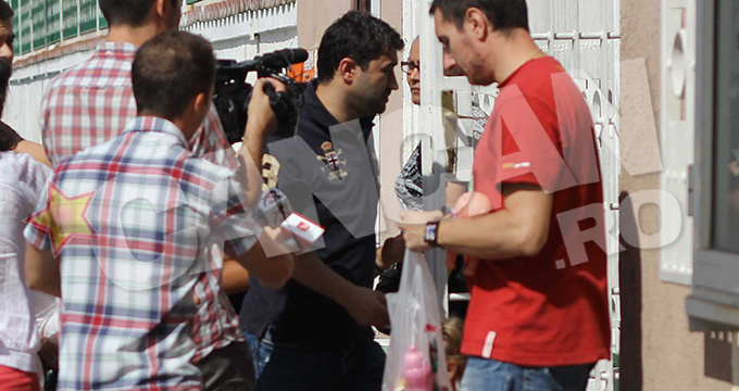 Lutu, in vizita la Gigi Becali! Vezi aici ce obiecte urmeaza sa ...