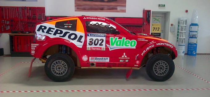 Masini de zeci de mii de euro si bolizi de raliu prezente de maine la ...