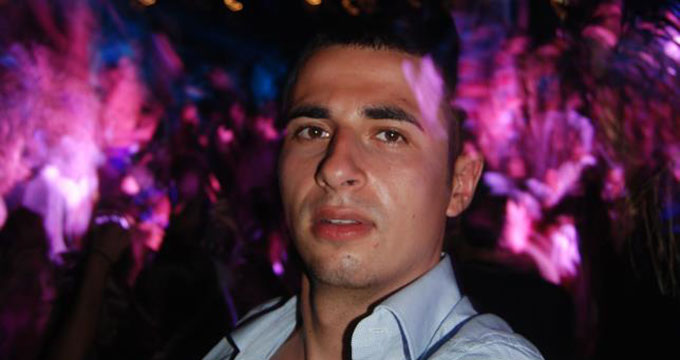 Ce spune Alin Cocos despre divortul tatalui sau de Elena Udrea! Vezi ...
