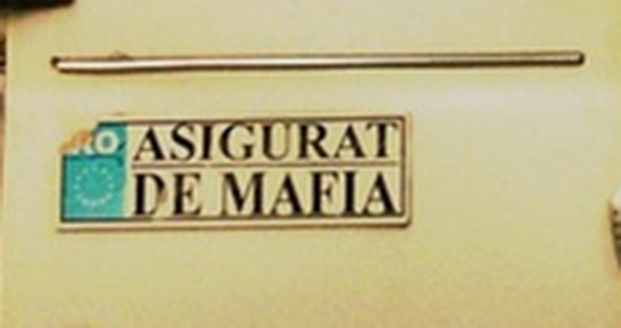 "Asigurat de mafia" Soferul unei Dacii Papuc din Capitala starneste ...