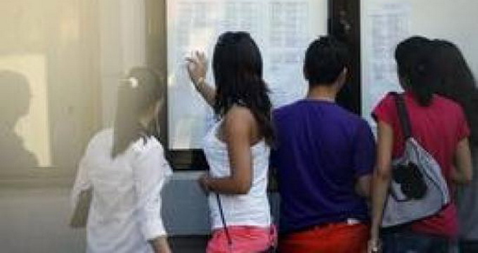 Gestul socant pe care l-a facut facut o eleva dupa ce a aflat ca NU a ...