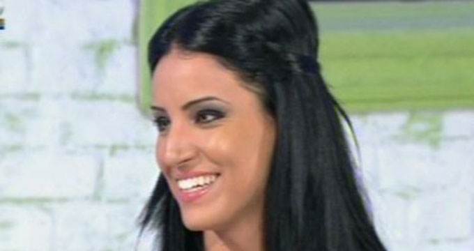 Adelina Pestritu a exagerat cu fondul de ten! Vezi in ce hal a putut sa ...