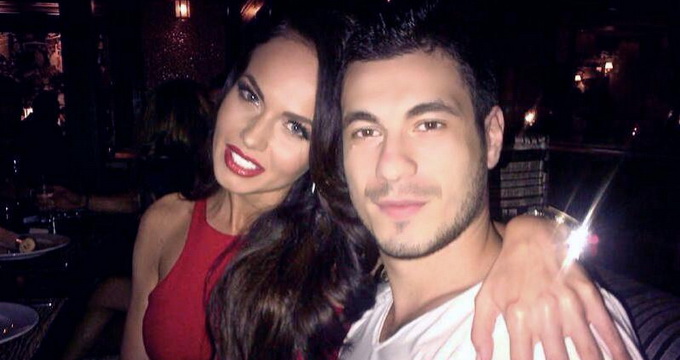 Alex Piturca si Monica Orlanda sunt de o luna in vacanta. Se distreaza ...