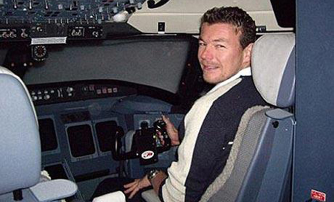 VIDEO Imagini de senzatie din interiorul avionului cu care s-a prabusit ...