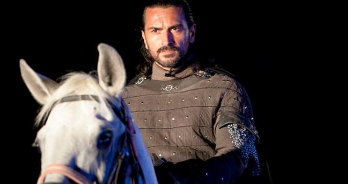 Bogdan Jianu, sotul cantaretei Julia, a regizat “Bucuria”! De acum si ...