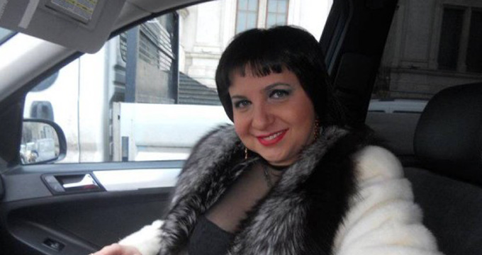 Tragedie in casa celei mai cunoscute maneliste! Tatal carei cantarete ...