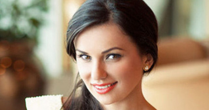 A inflorit dupa divort! Uite cat de sexy este MIrela Stelea! Vedeta a ...