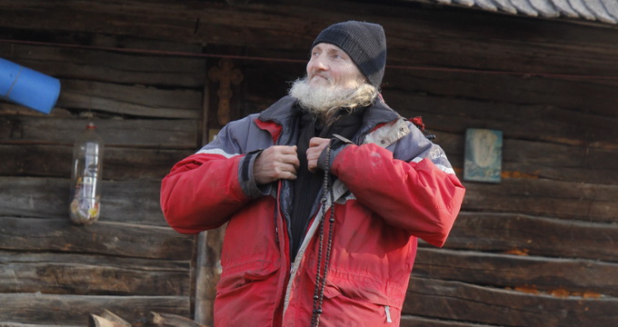 Decizie incredibila luata de actorul care s-a calugarit in munti ...