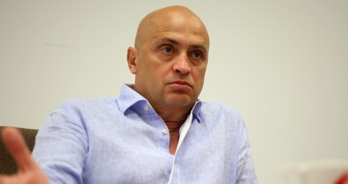 Muncesti in Giulesti si apa primesti! Ce metode plata a gasit noul ...