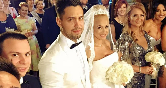 La nici doua saptamani de la nunta, Anda Adam apare la bratul altui barbat!