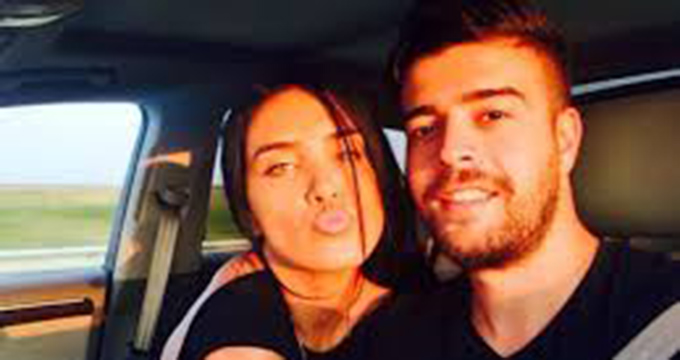 Ce face Adelina dupa ce a ramas fara job? Si-a tuguiat buzele si...