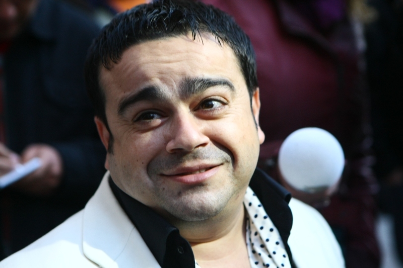 Avem imagini incredibile cu Adi Minune! S-a sărutat pe gură cu un mafiot!