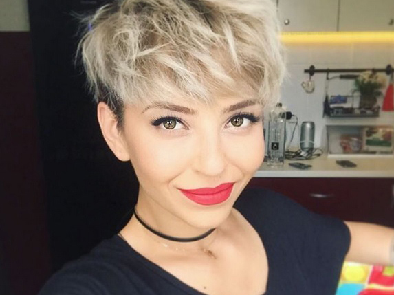 Acestea sunt imaginile cu GIULIA pe care puţini le-au văzut! Aşa arăta ...